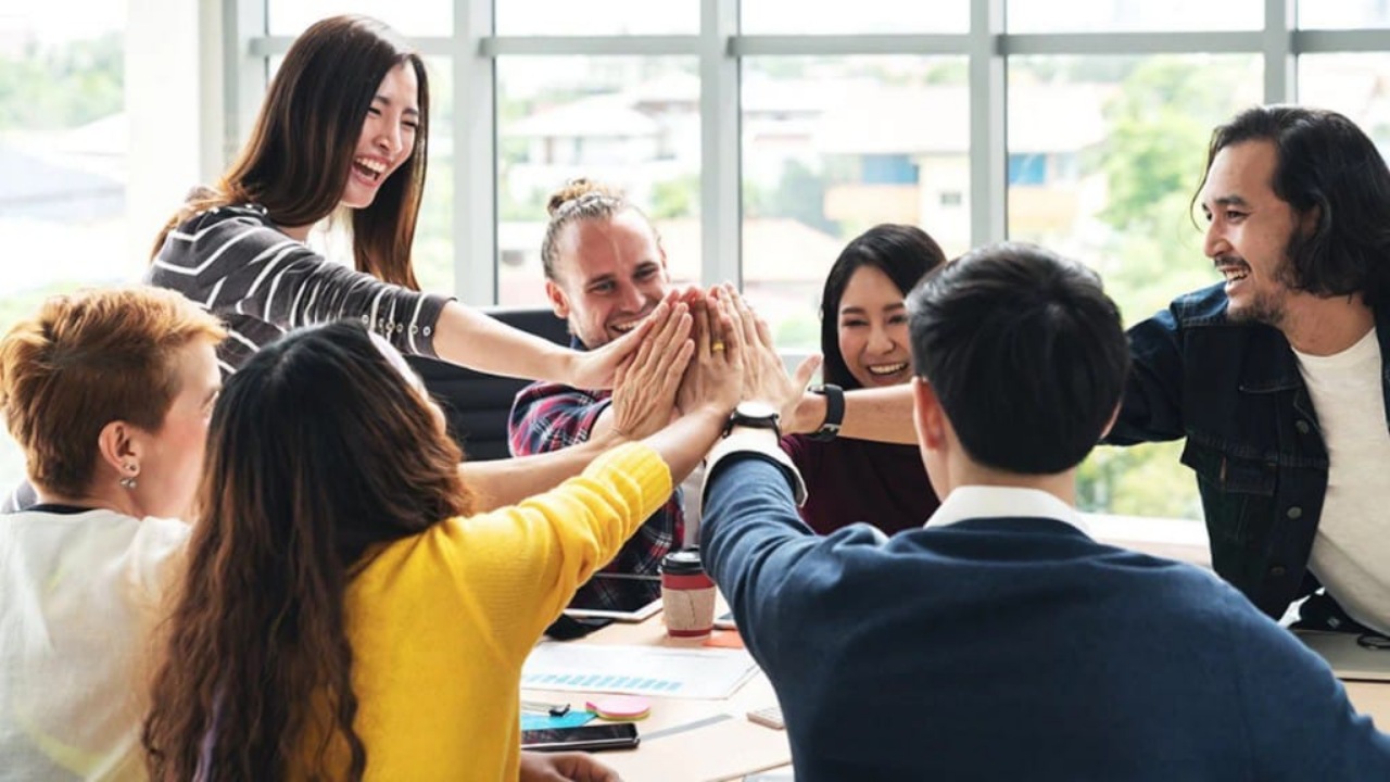 How to build a healthy atmosphere at your workplace - SuccessYeti