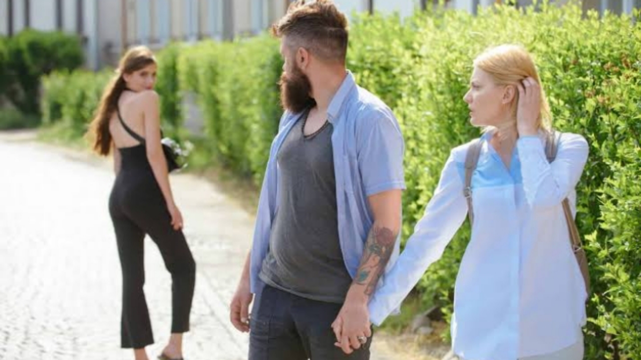 Things To Take Care When Someone Is Flirting With Your Man - SuccessYeti